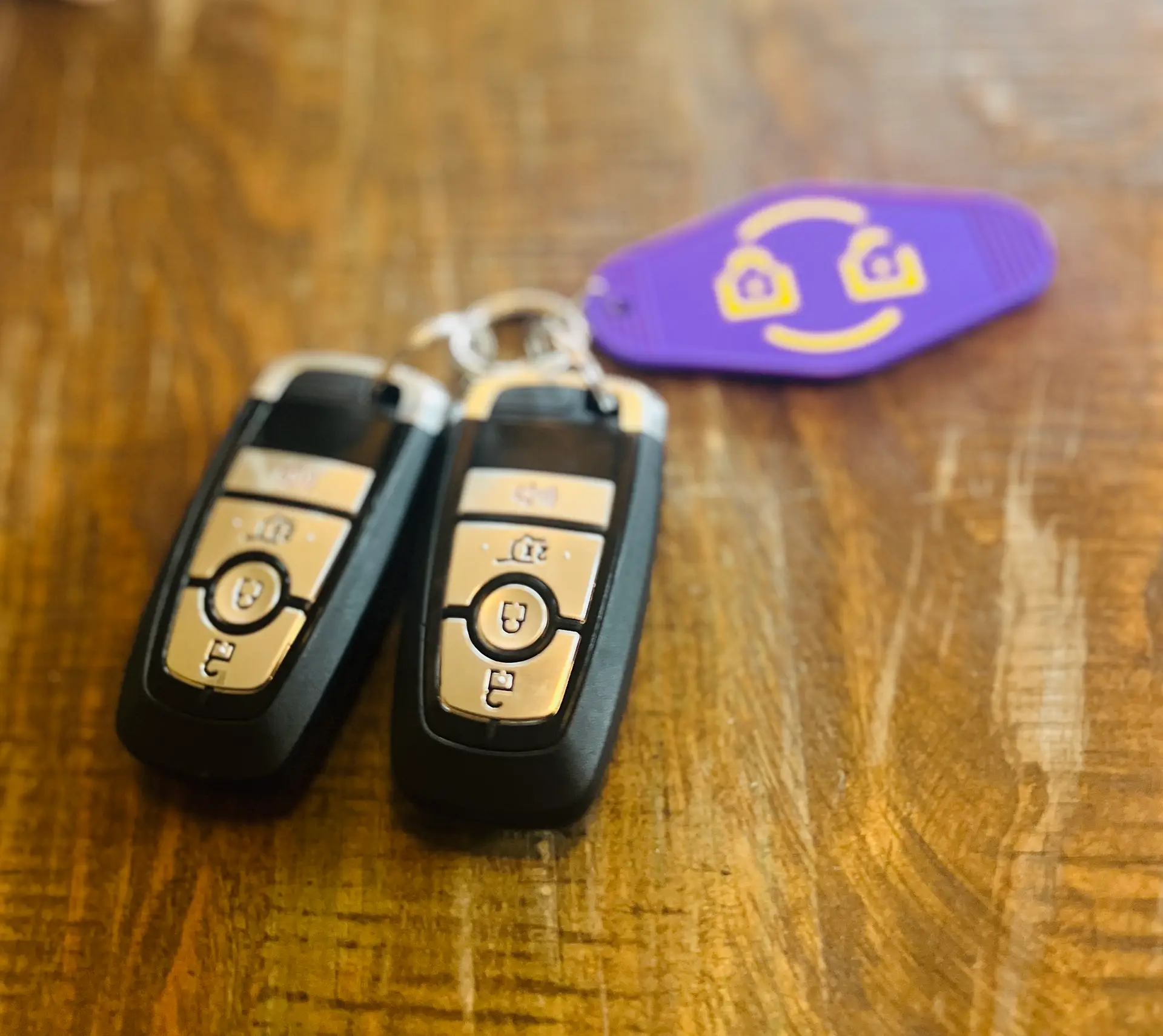 Mobile Locksmith in Austin Texas | Car Keys & FOBs | iLocks LLC